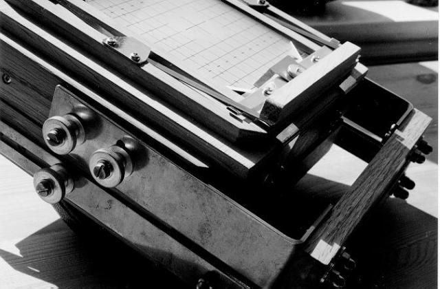Building a Large Format Camera – Jon Grepstad